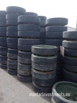 Mortar - T 72 tracks and road wheels