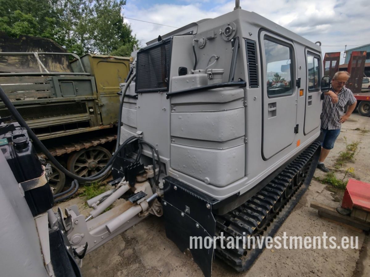Mortar - Hägglunds BV 206 petrol engine Ford 3800 K is in stock